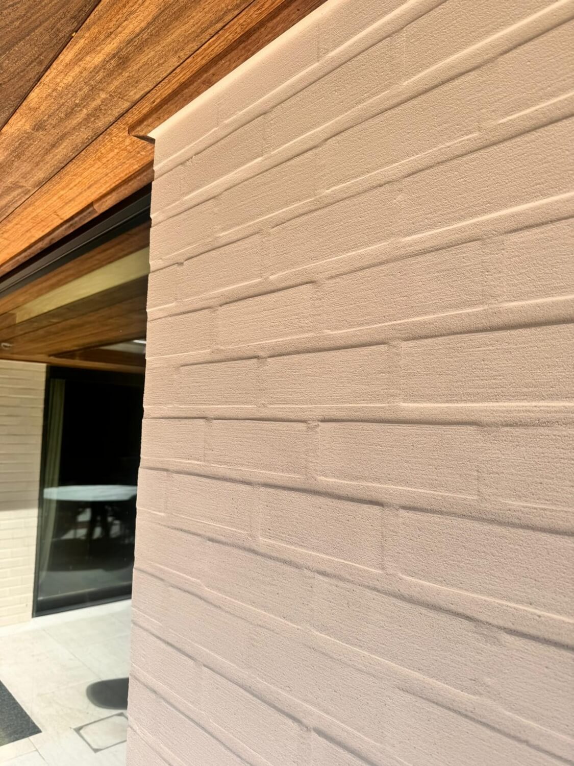 Gevel make-over Rewah Tensiocoat Quartz